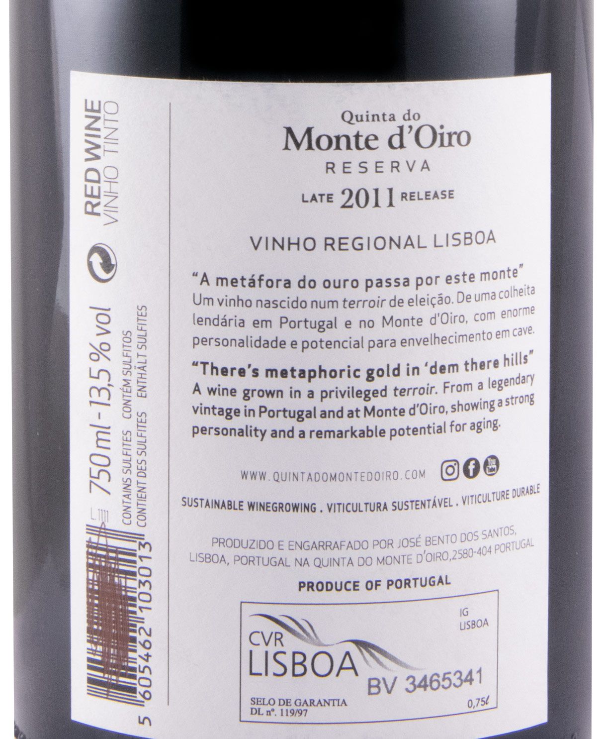 2011 Quinta do Monte d'Oiro Reserva Late Release red